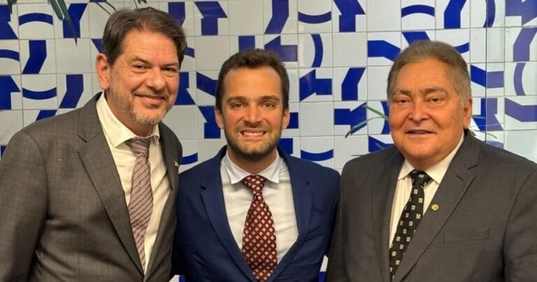 Cid Gomes volta a conversar com sua origem política e recebe Luiz ...